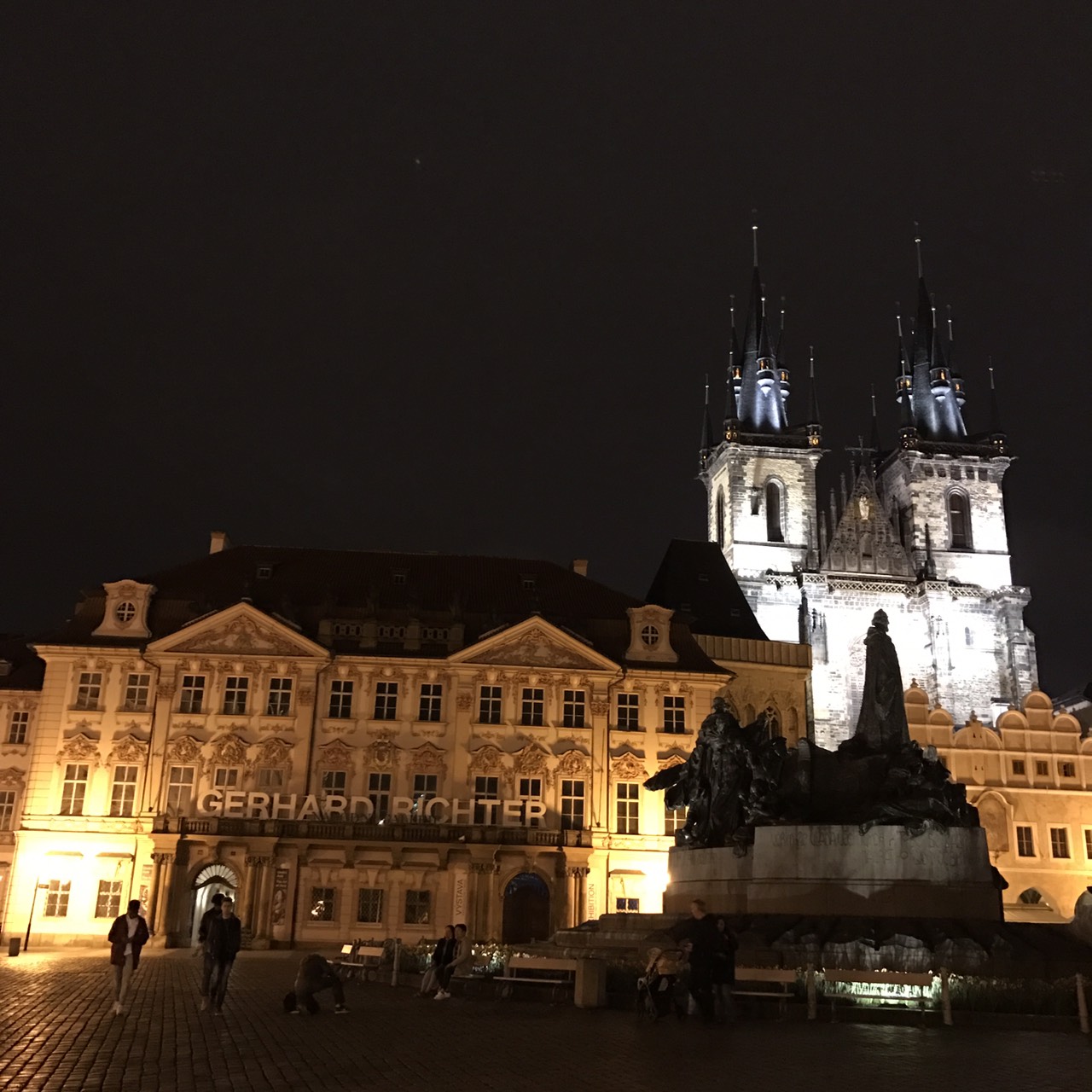 Richter at Prague / *Visionary Tokyo / Ring of Colour