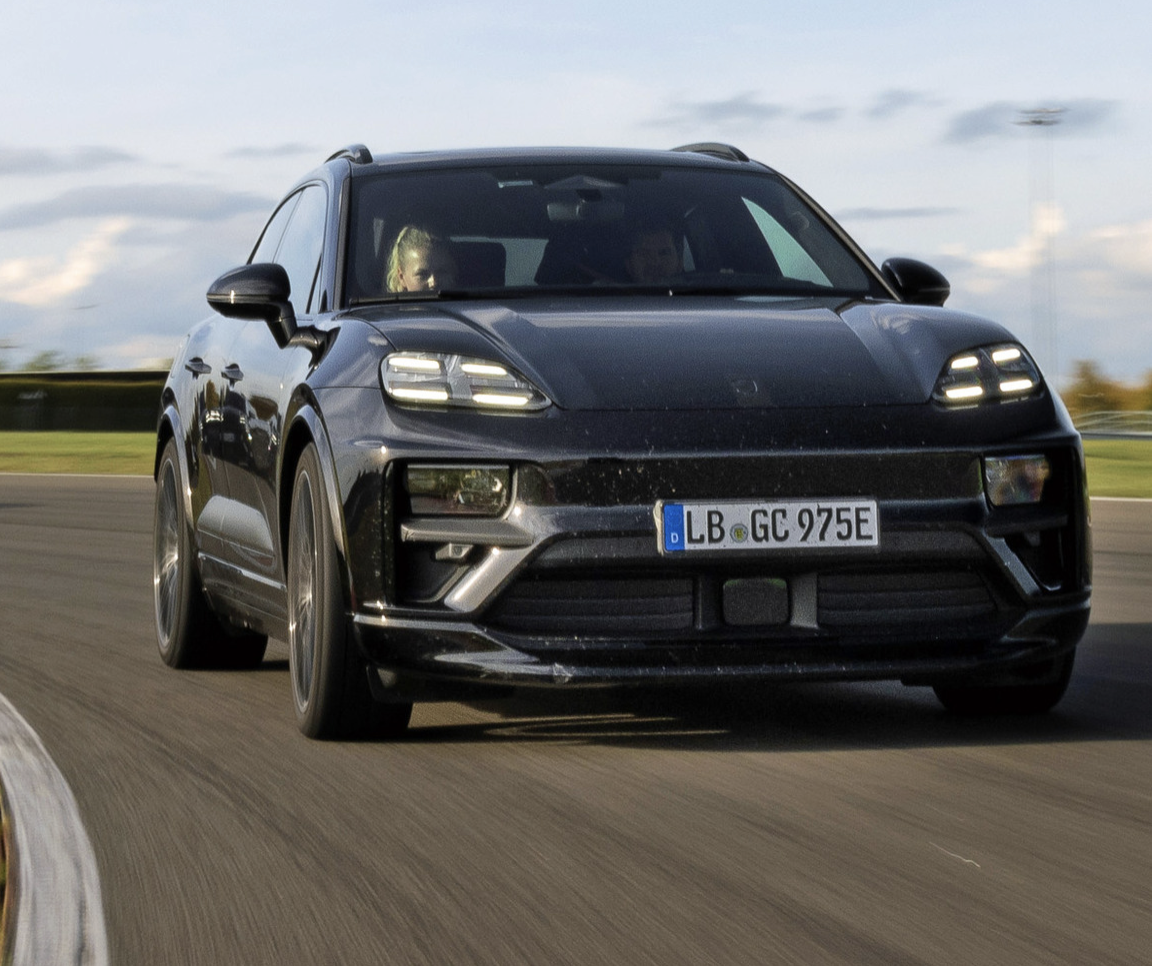 New Macan EV / *Visionary Tokyo / Ring of Colour